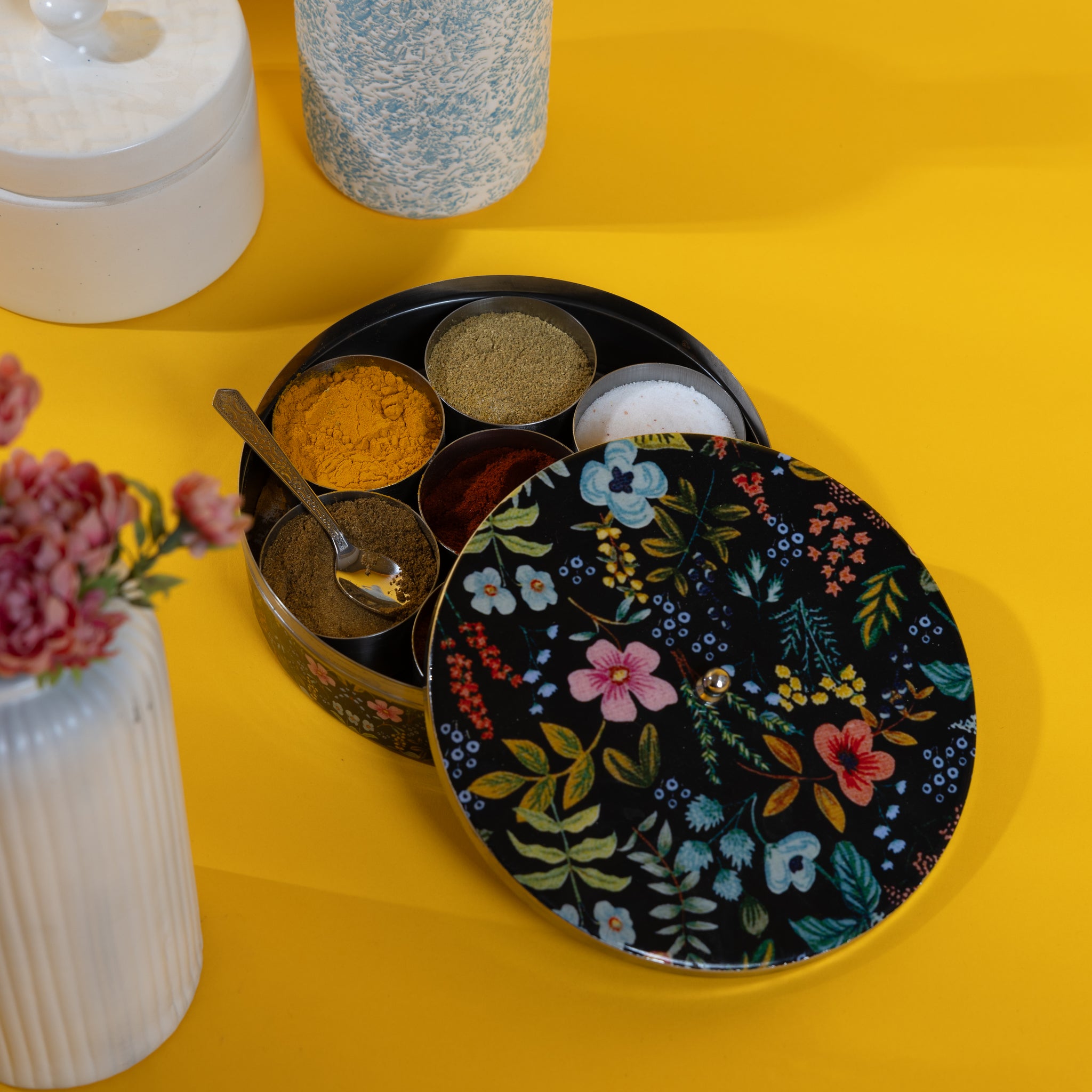 Stainless Steel Round Spice Box Masala Box Dabba for Kitchen Decor ...